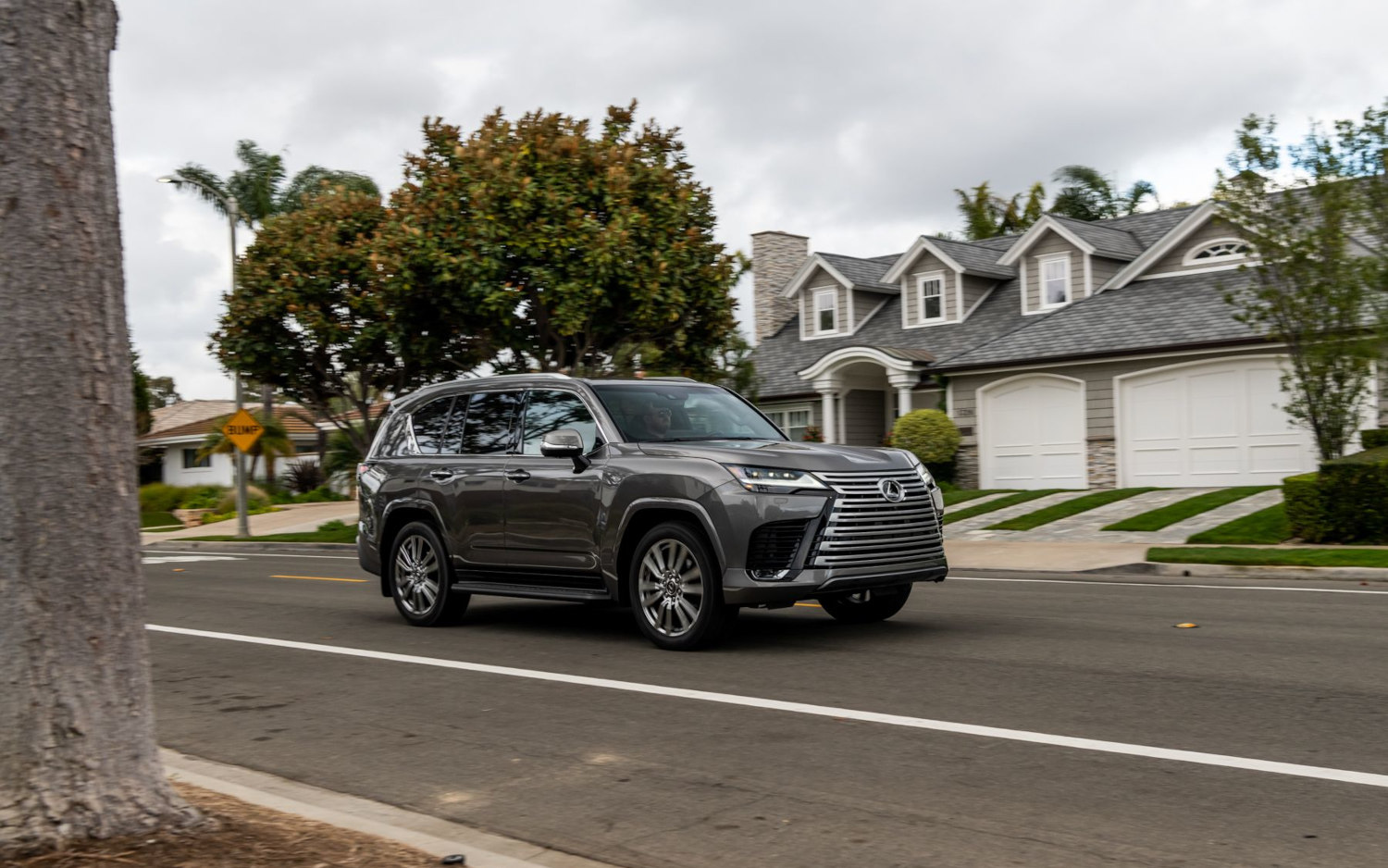 Lexus LX 600 Ultra Luxury 2022 | SUV Drive